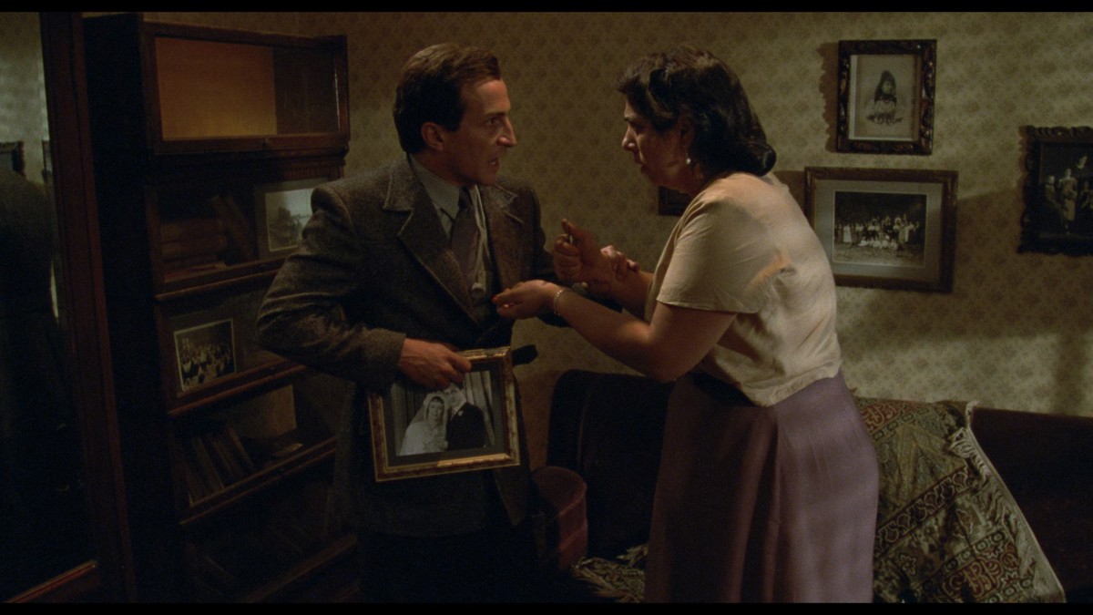 Deep Crimson 4K UHD + Blu-ray Review :: Criterion Forum