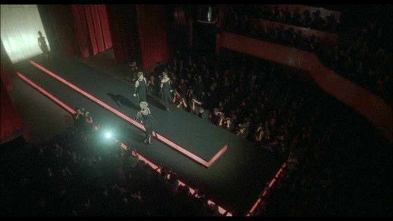 Three Colors: Red Review :: Criterion Forum
