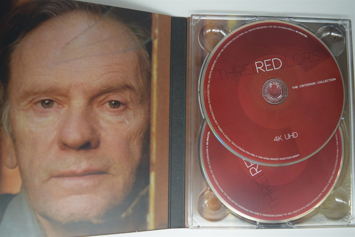 Three Colors: Red Packaging Photos :: CriterionForum :: Criterion Forum